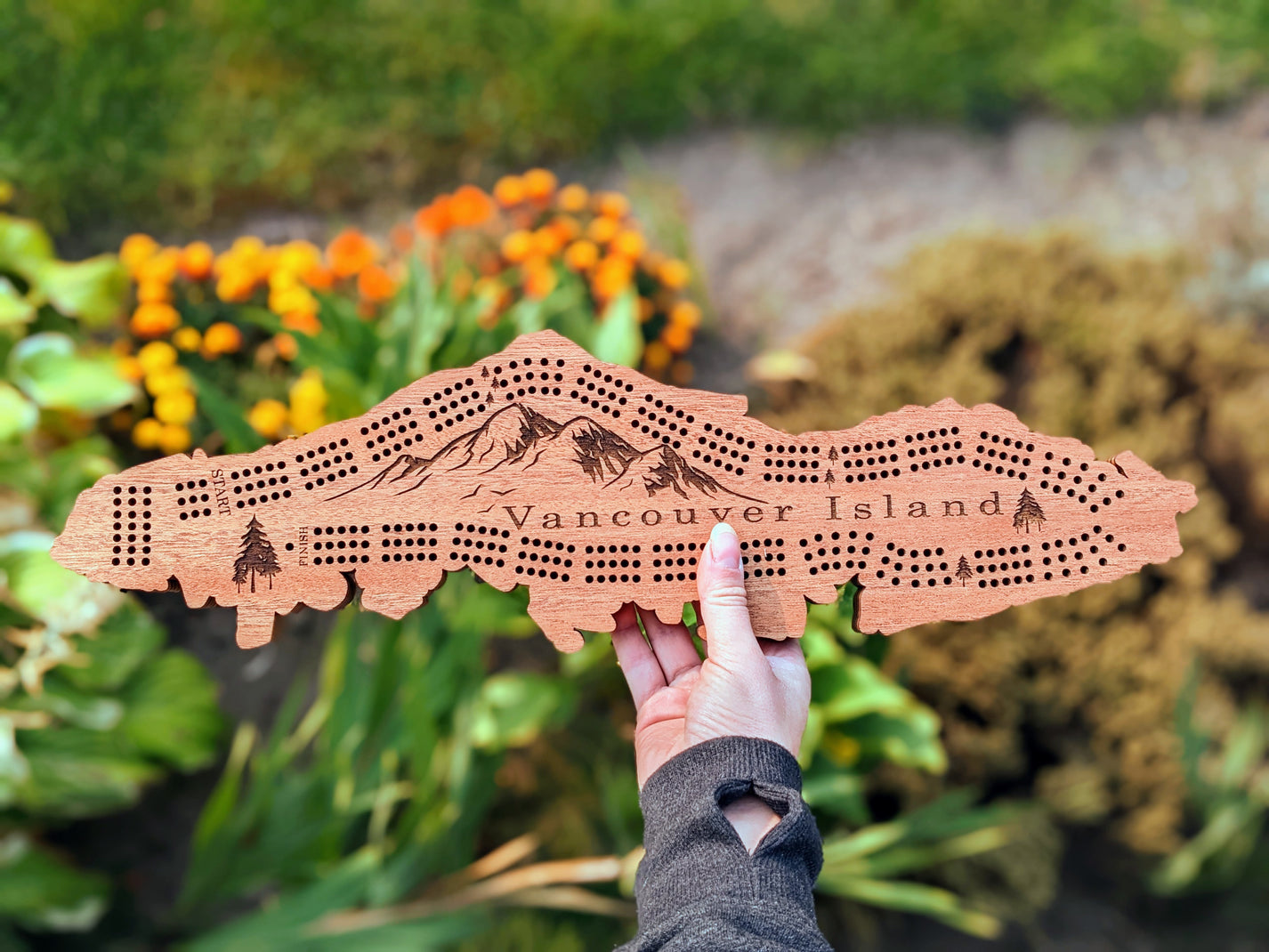 Vancouver Island Cribbage Board – Birch & Blaze